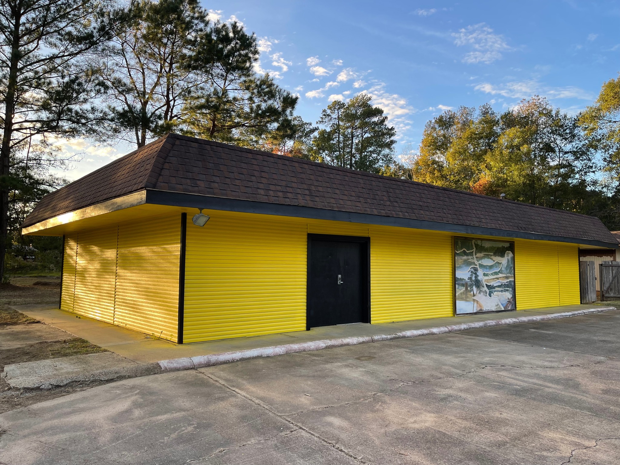 4 Storage Solutions | Call (409) 227-4444